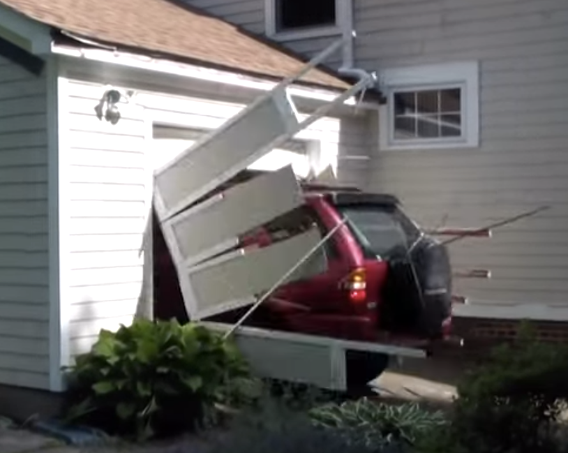 BUCKET LIST CHECK - The Hundreds